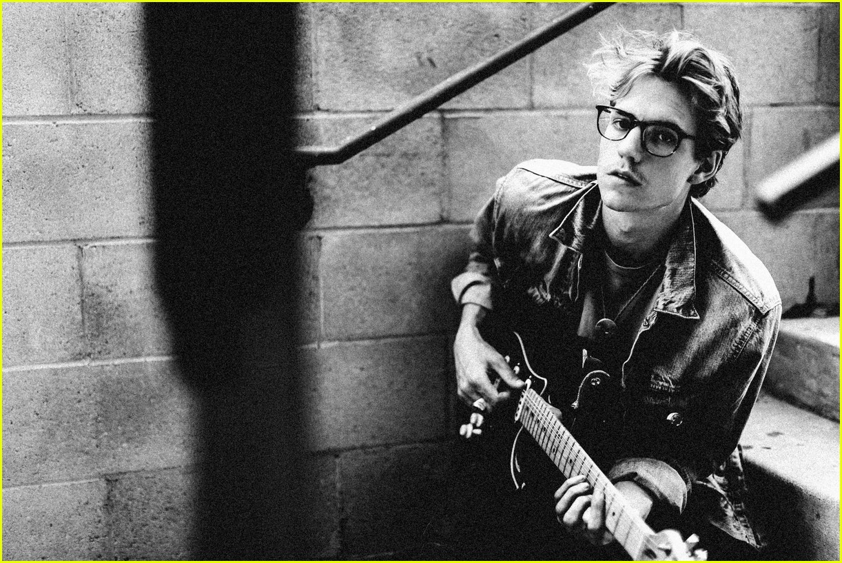 Corey Harper Debuts New Song 'No Good Alone' (Exclusive Premiere ...