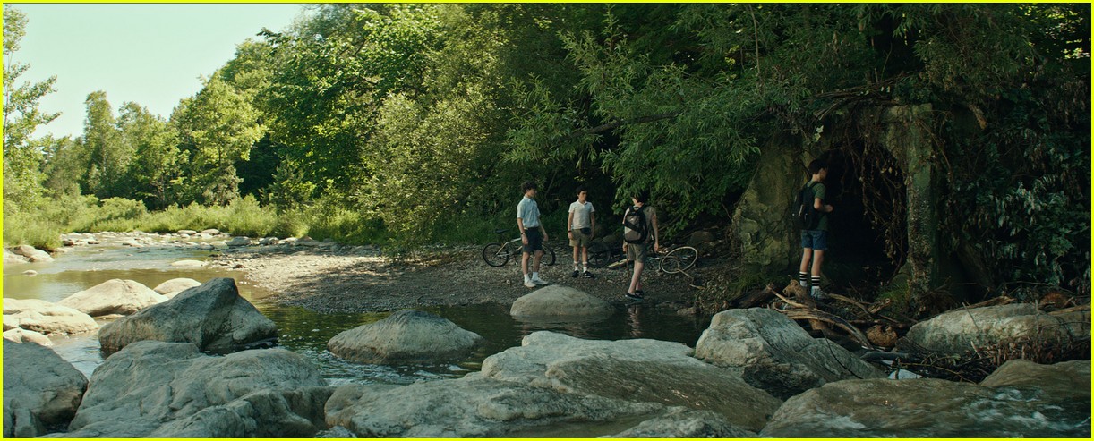 'It' Becomes Highest Grossing Horror Movie of All Time!: Photo 3962514 ...