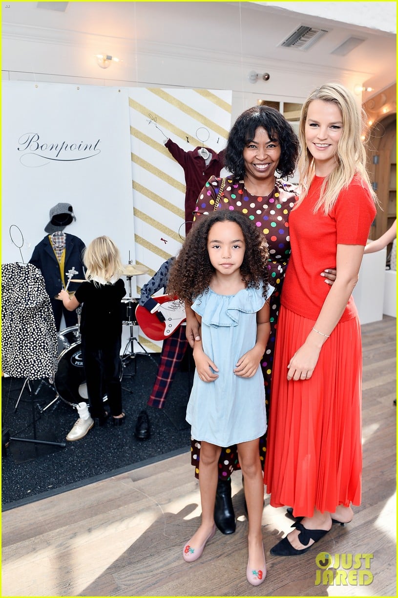 Ellen Pompeo & Baby Son Eli Look Happy at Bonpoint x Baby2Baby Family ...