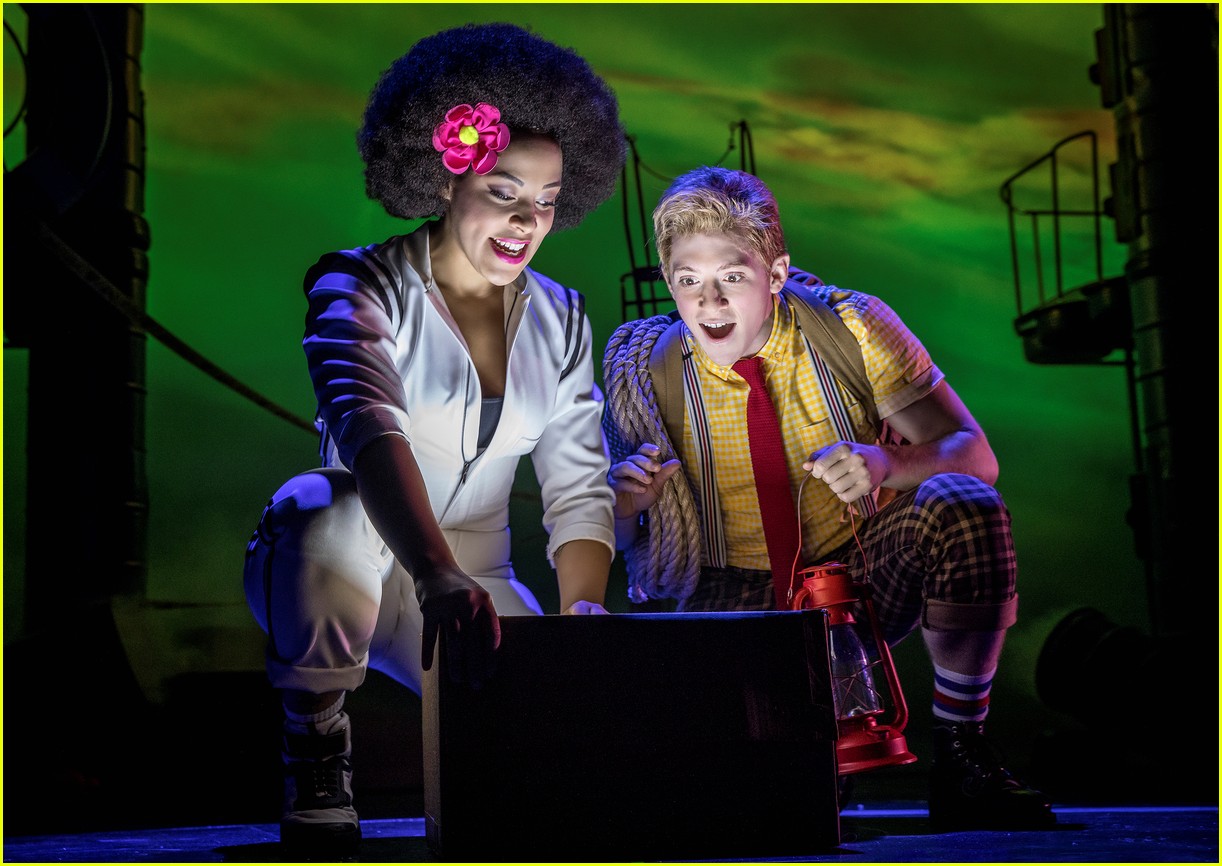 Meet Broadway's 'SpongeBob' Actor Ethan Slater with These 10 Fun Facts ...