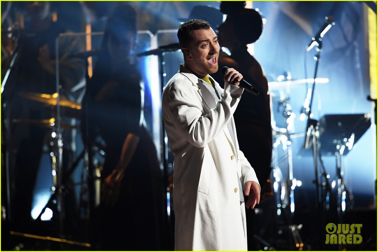 Sam Smith Sings 'Pray' Live at Grammys 2018 - Watch Now!: Photo 4022944 ...