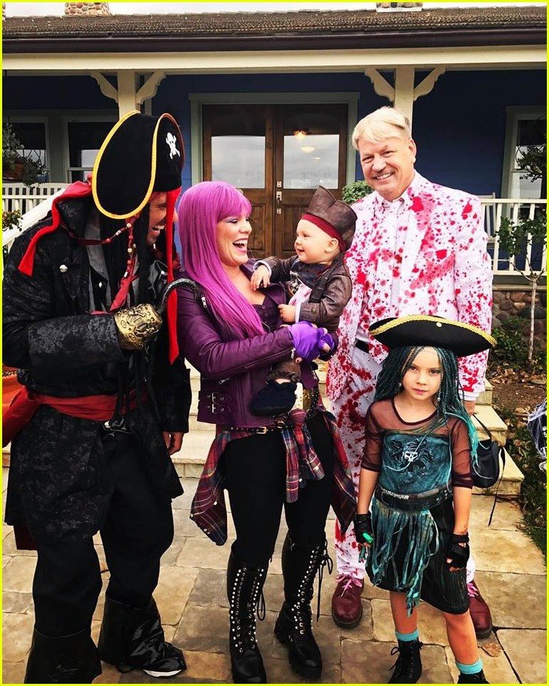 Pink's Best Photos with Husband Carey Hart & Their Kids!: Photo 4027338 ...