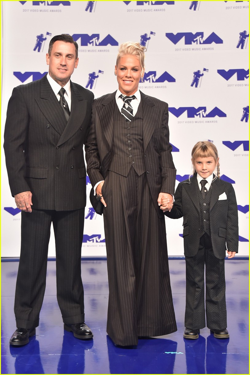 Pink's Best Photos with Husband Carey Hart & Their Kids!: Photo 4027348 ...
