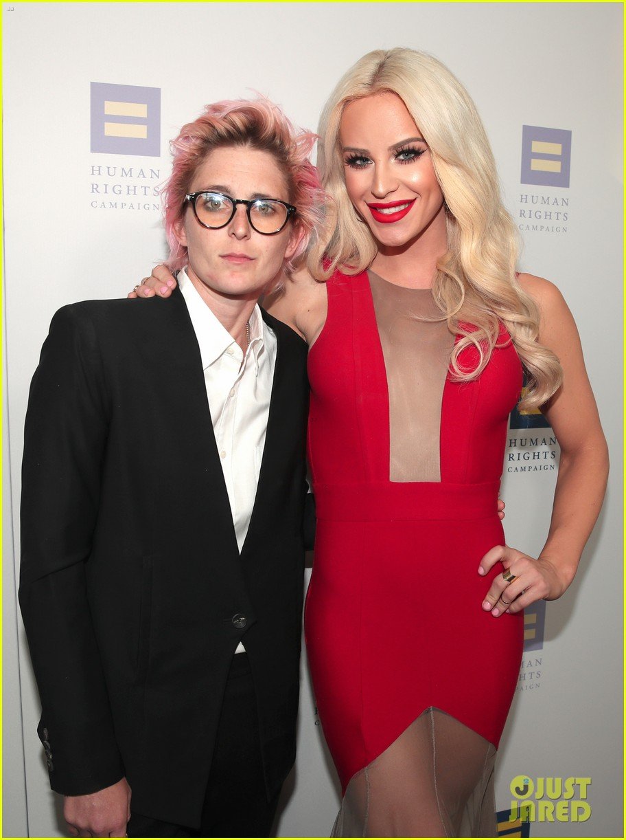 Gigi Gorgeous is Engaged to Nats Getty - Watch the Romantic Proposal ...