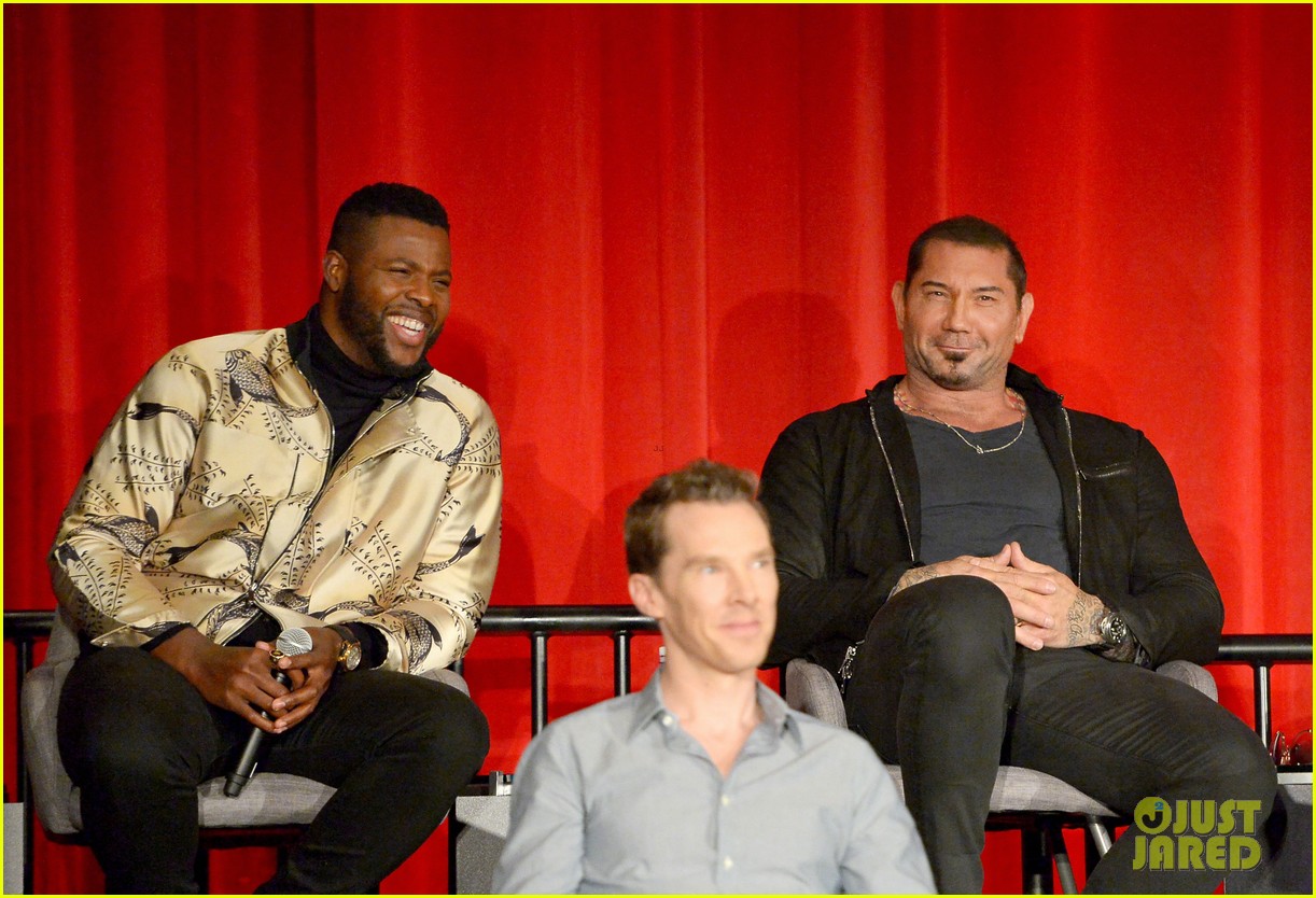 'Avengers: Infinity War' Cast Get Together for Global Press Conference ...