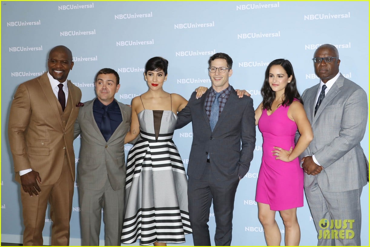 'Brooklyn Nine-Nine' Cast Celebrate Sixth Season Revival at NBC ...
