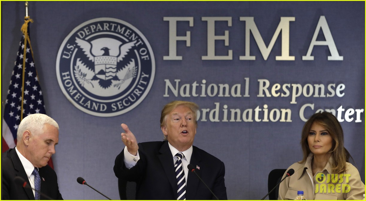 Melania Trump Photographed for First Time in 27 Days: Photo 4096273 ...