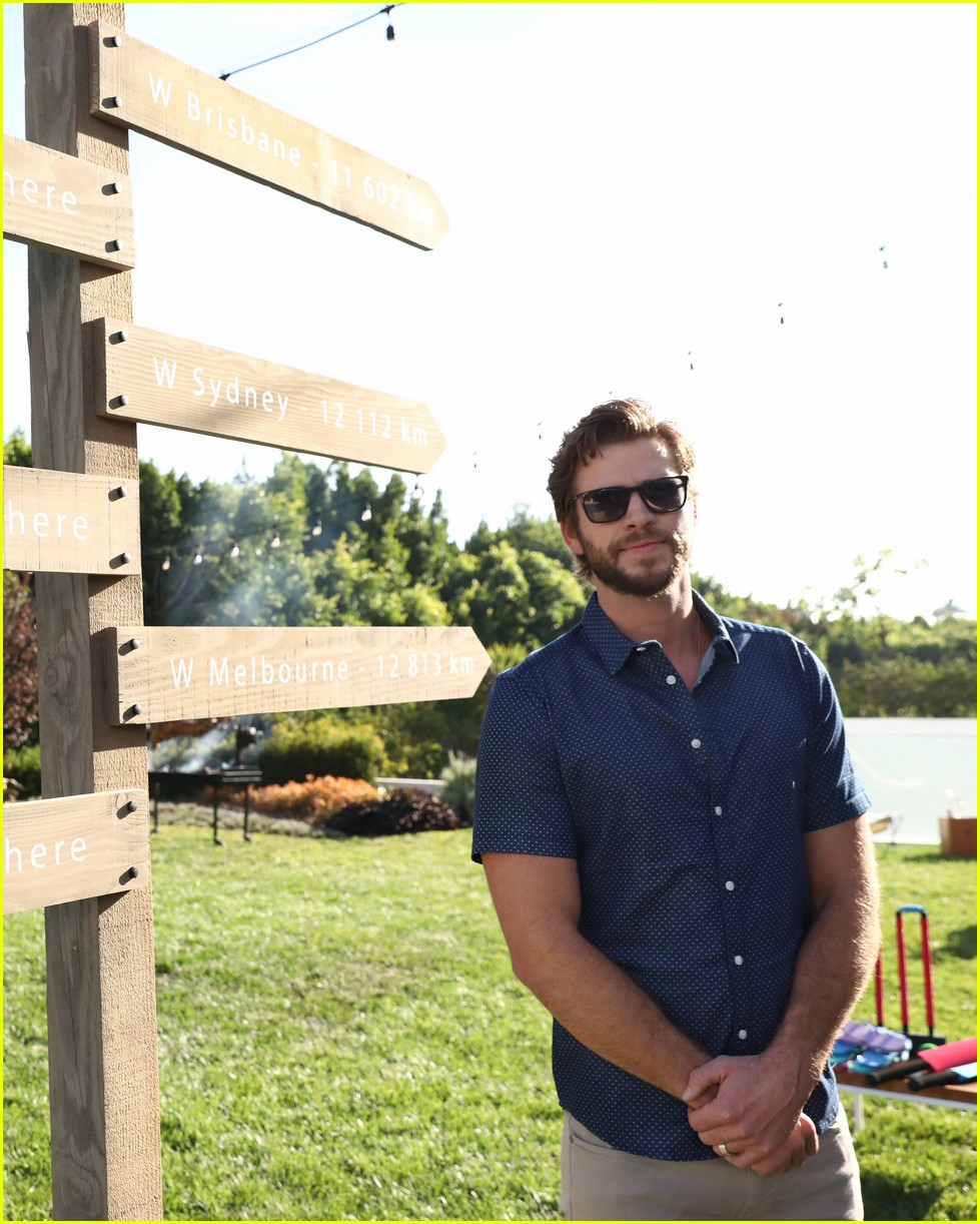 Liam Hemsworth Smile