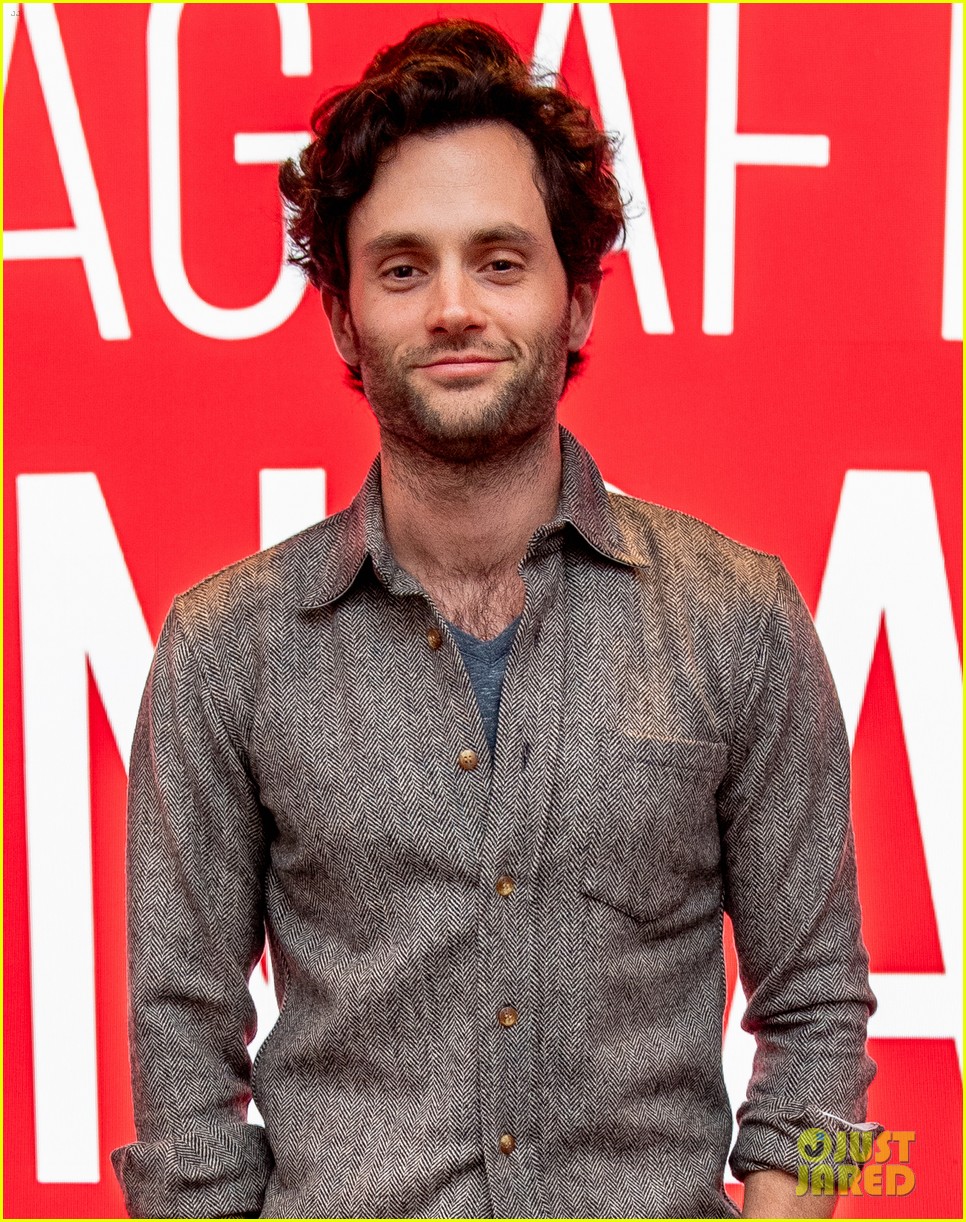 Penn Badgley Says His 'Gossip Girl' & 'You' Character Comparisons Will ...