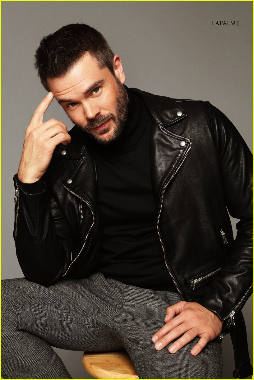 Charlie Weber