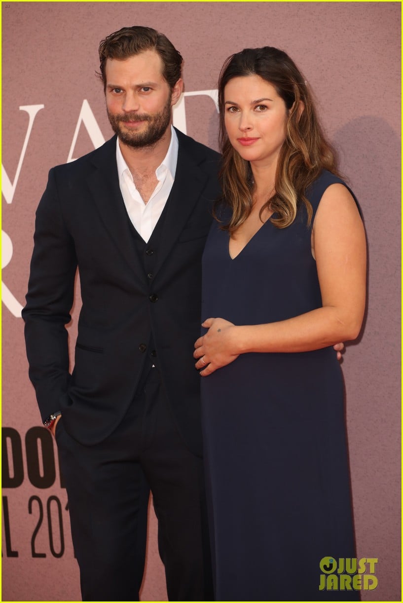 Jamie Dornan's Wife Amelia Warner Cradles Baby Bump at 'A Private War ...