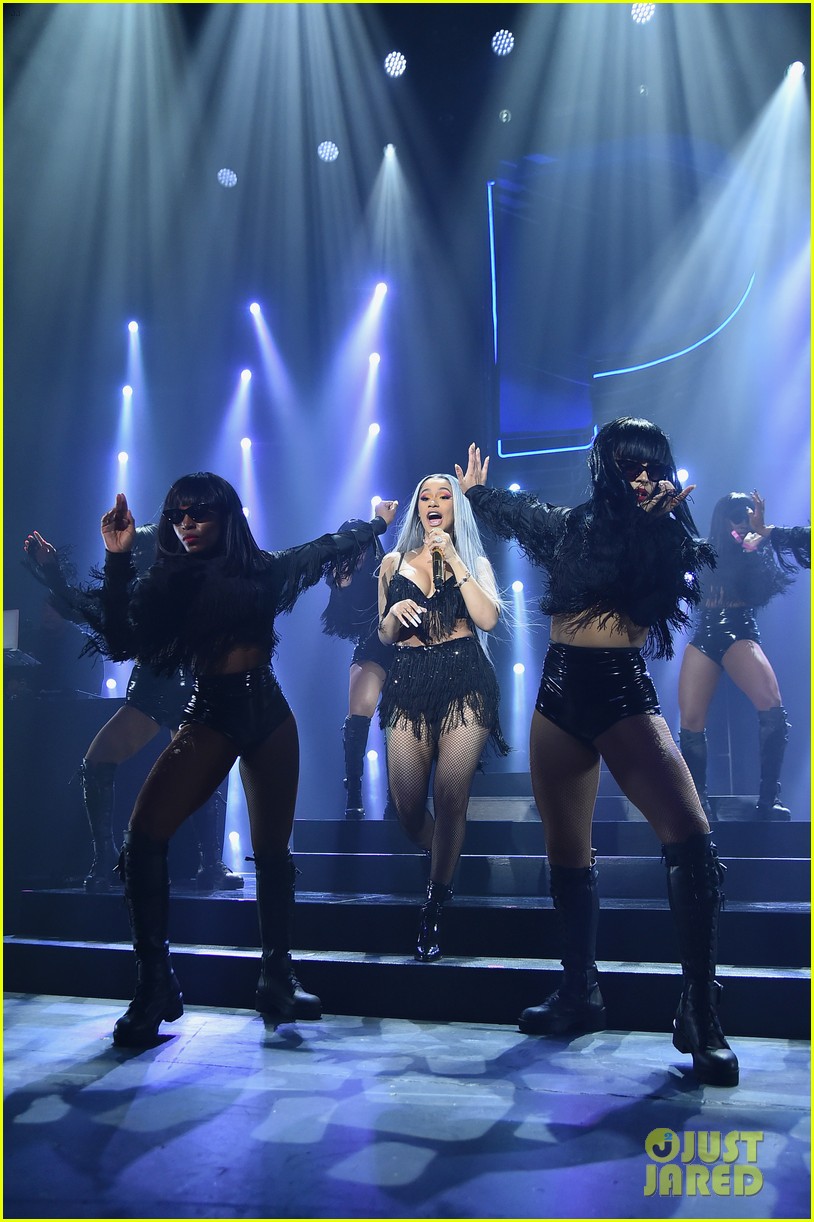 Cardi B Takes the Stage at 'Live In LA' Pandora & T-Mobile Show: Photo ...