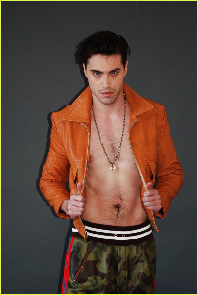 Ryan McCartan Shows Off His Abs in New Fashion Photo Shoot: Photo ...