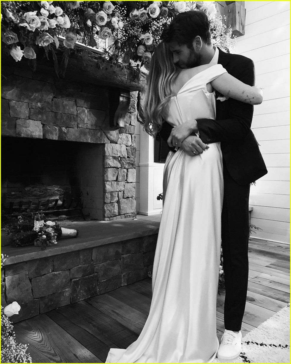 Miley Cyrus Seemingly Confirms Marriage to Liam Hemsworth with Wedding ...