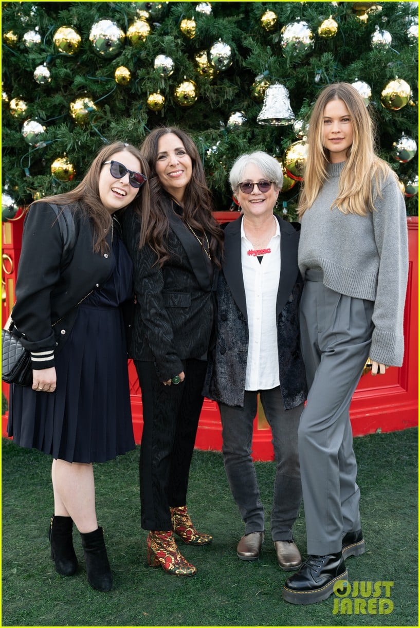 Behati Prinsloo On Her Relationship With Adam Levine's Mother Patsy ...