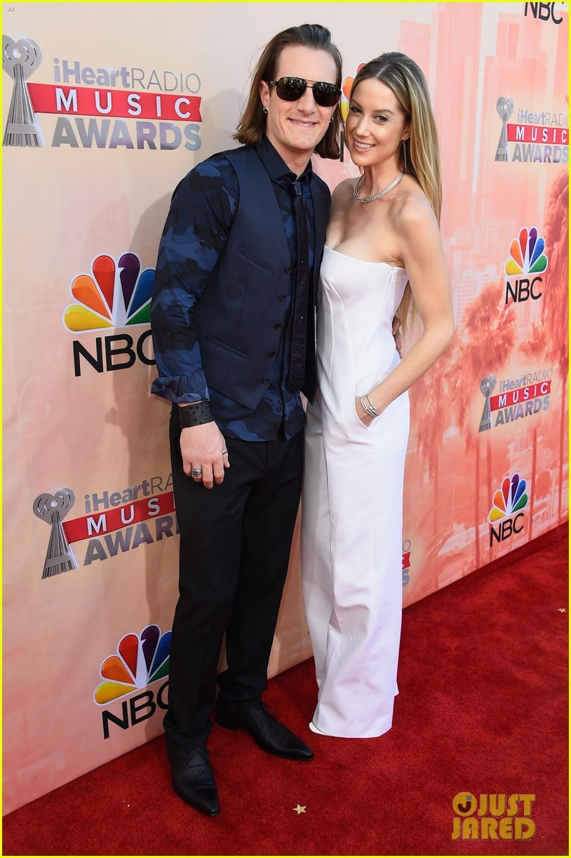 Florida Georgia Line's Tyler Hubbard & Wife Hayley Expecting Second ...