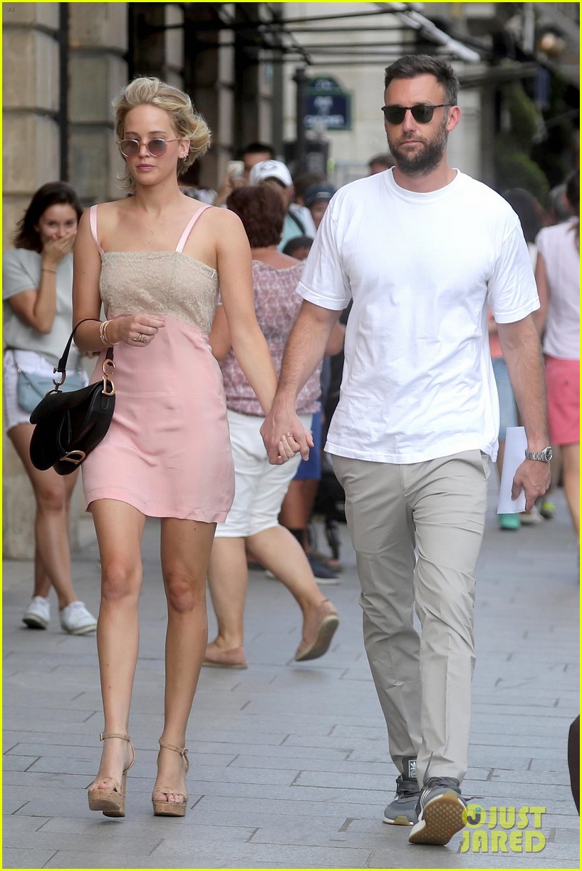 Jennifer Lawrence Is Engaged to Cooke Maroney, Rep Confirms!: Photo ...
