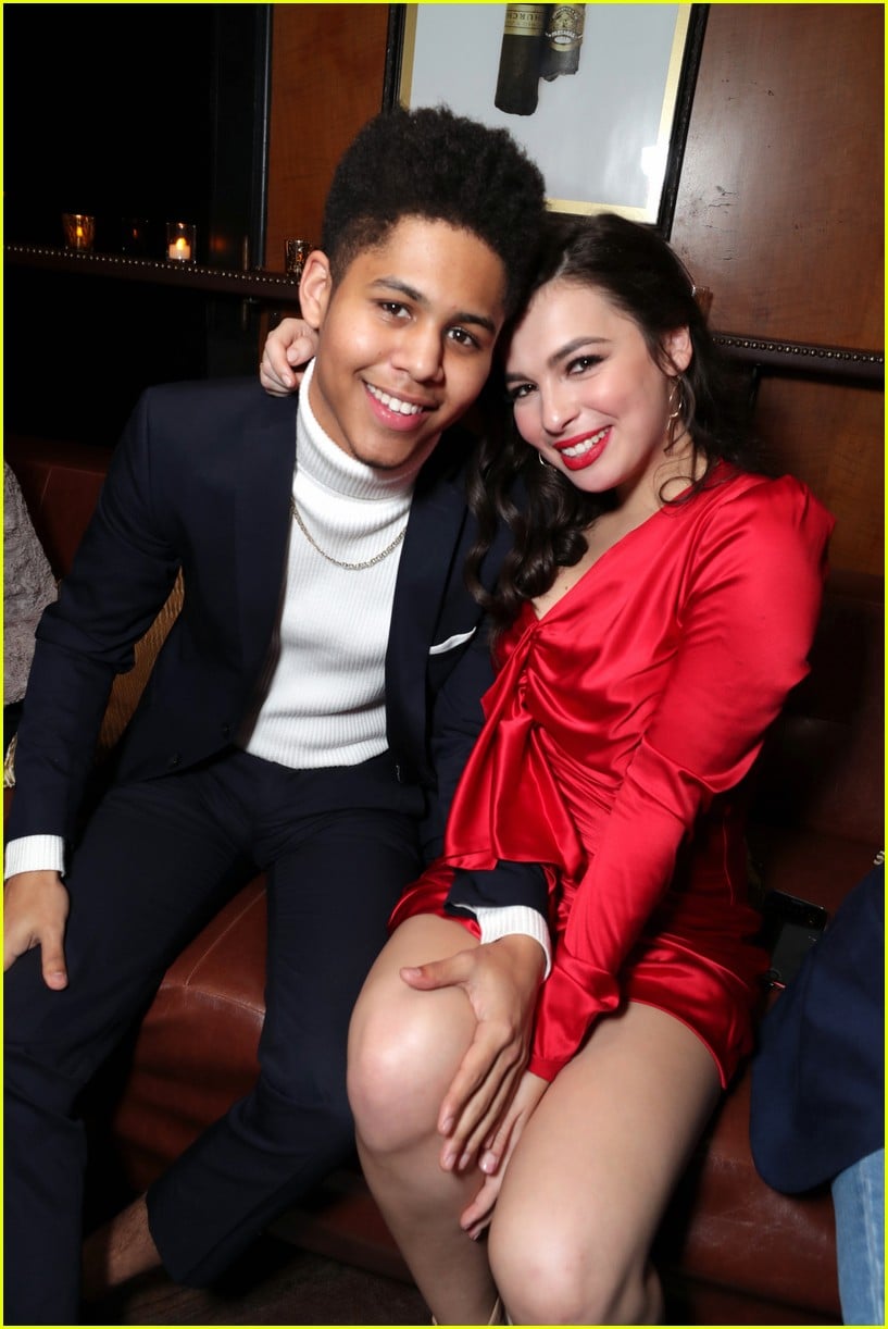 Netflix's 'One Day at a Time' Cast Premieres Season 3 in LA!: Photo ...