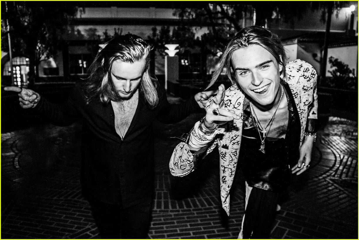 VOILÀ's Luke Eisner & Gus Ross Drop 'Don't' Video (Exclusive): Photo ...