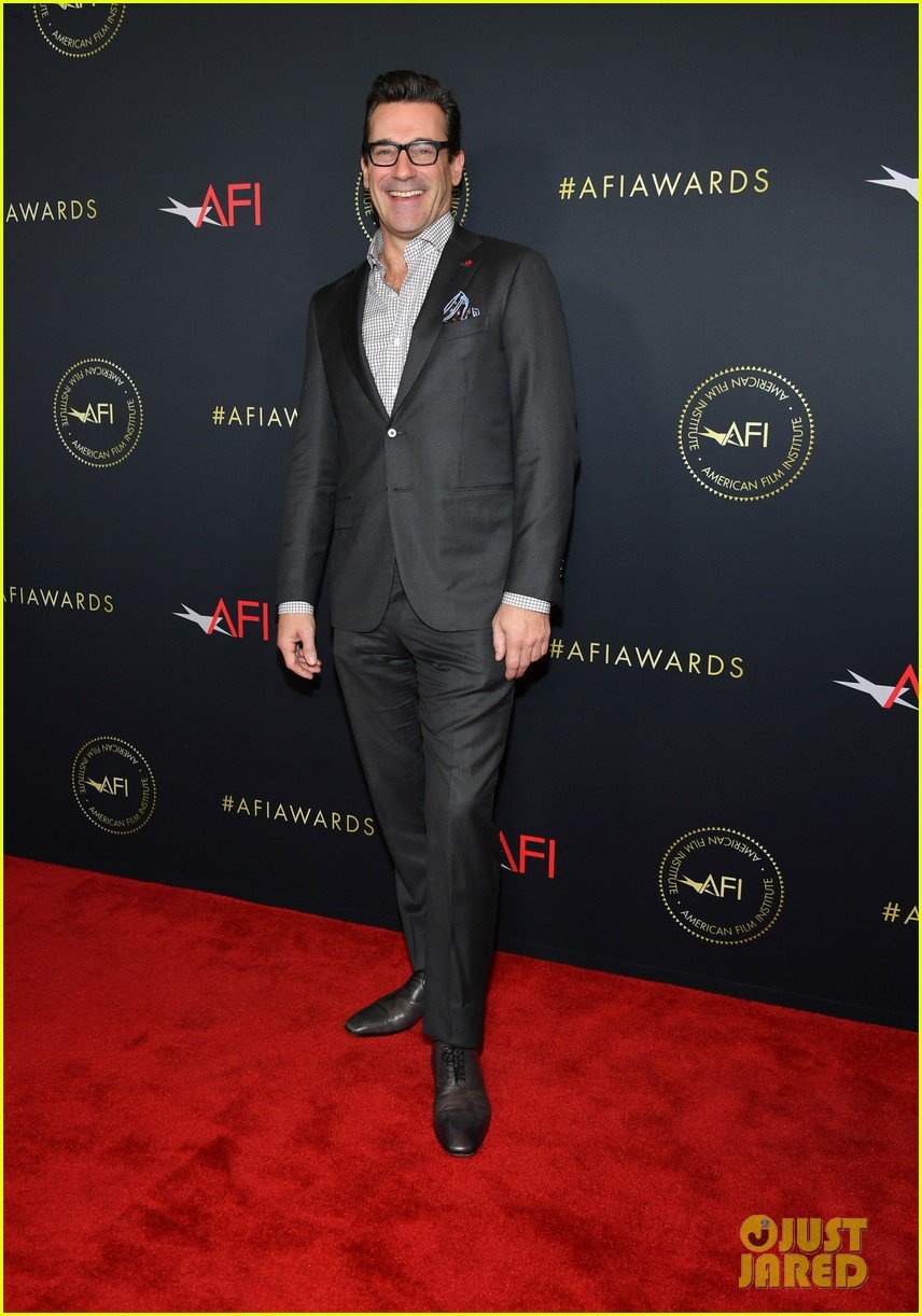 Fan Forum - Jon Hamm #1: Because he looks like a cartoon pilot