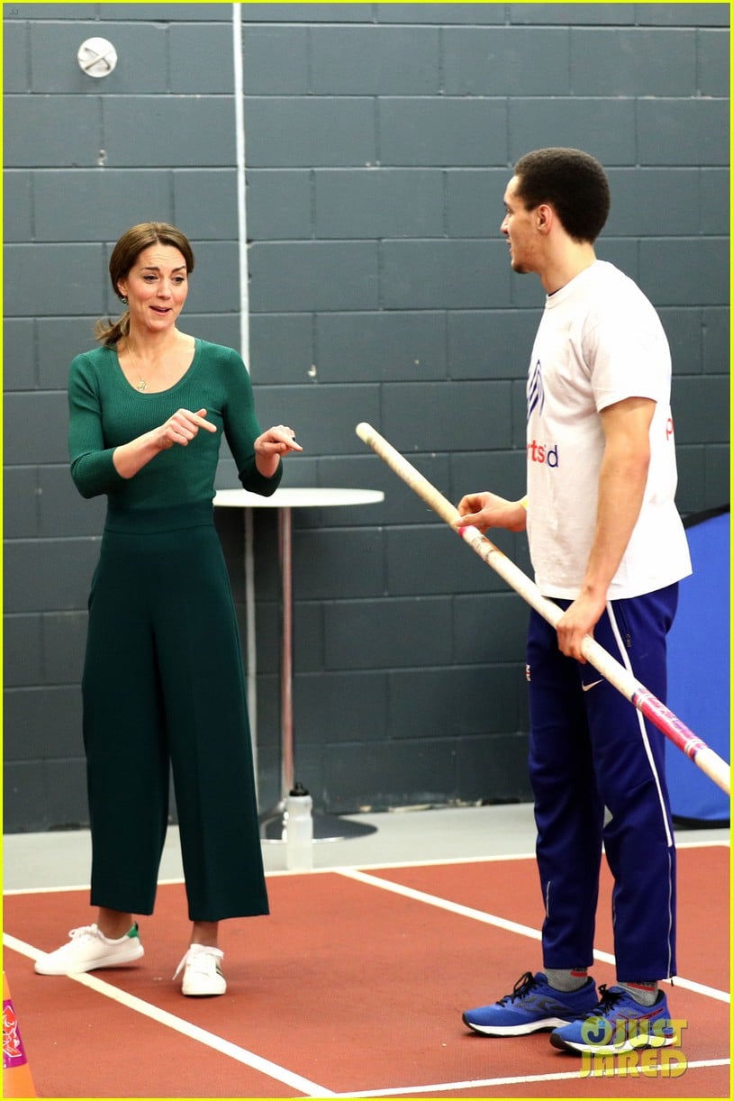 Duchess Kate Middleton Shows Off Her Running Skills & It's All on Video ...