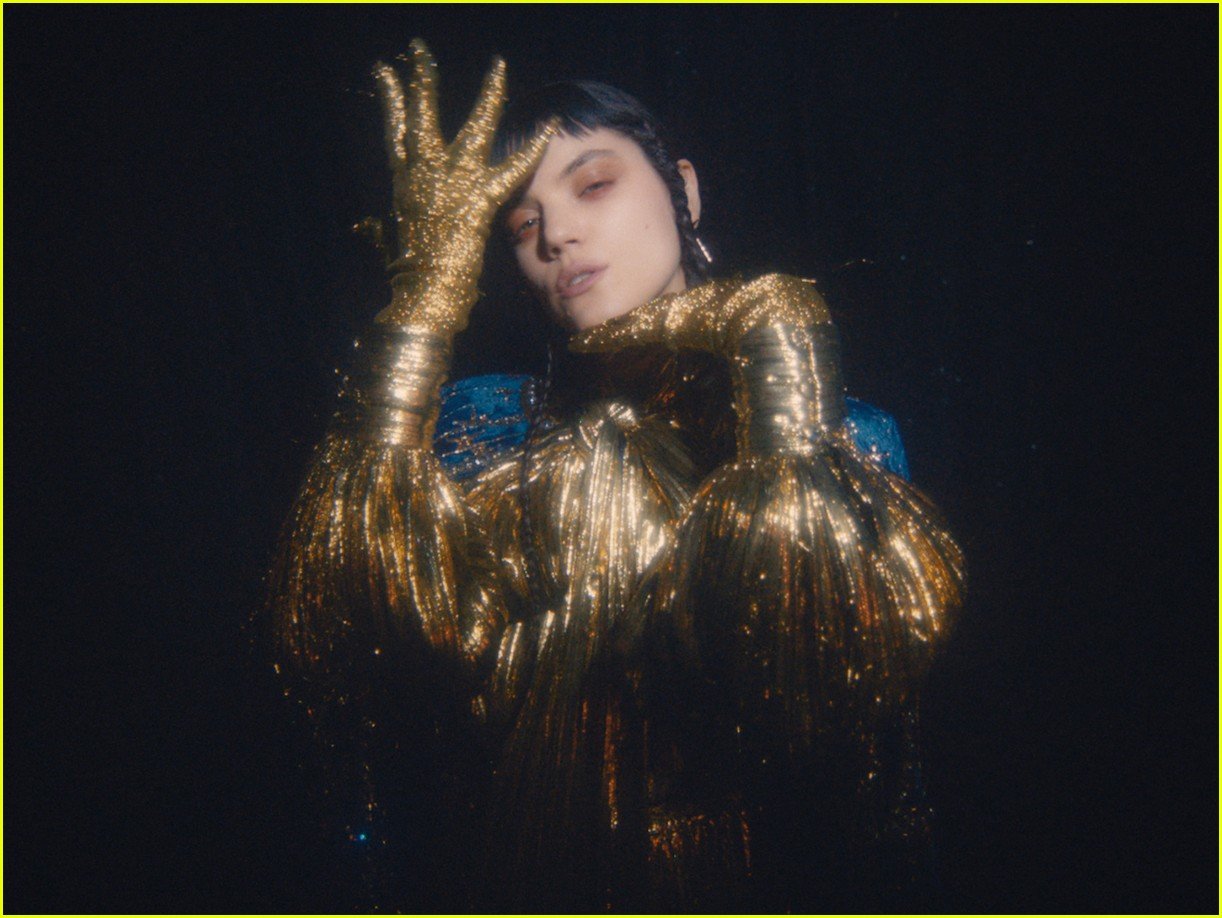 French Singer Soko Announces Third Album 'Feel Feelings,' Drops New ...