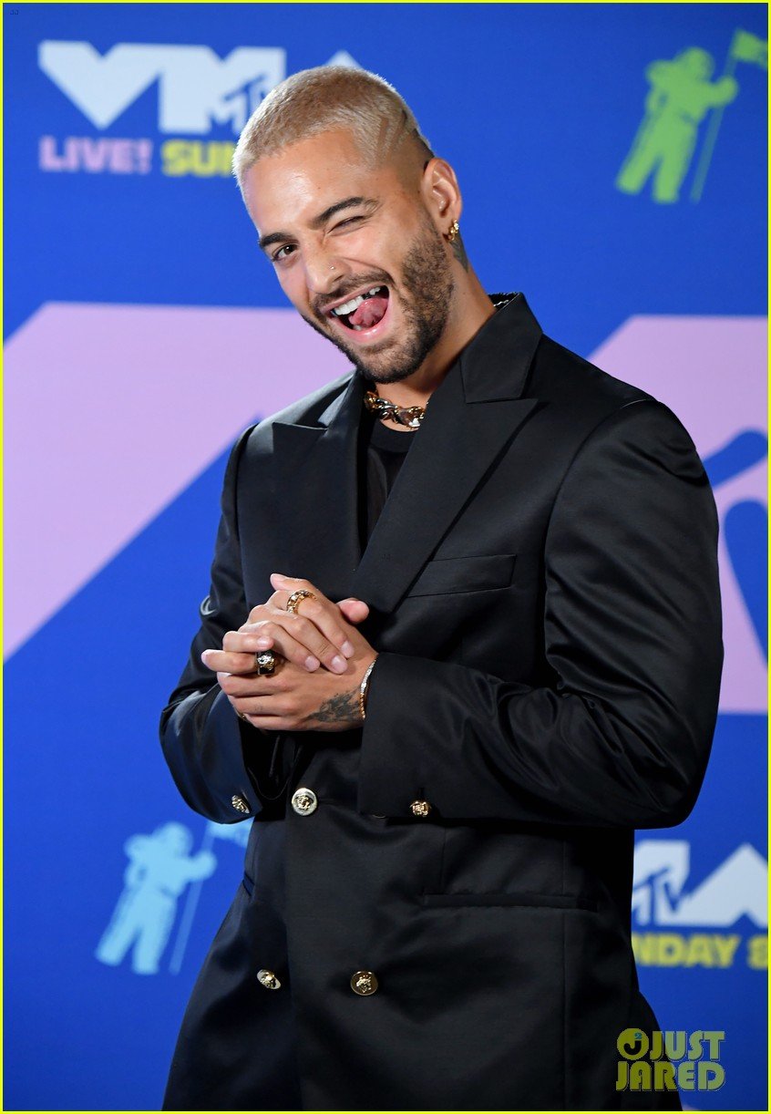 Maluma Looks Slick in a Silk Suit for MTV VMAs 2020: Photo 4479183 ...