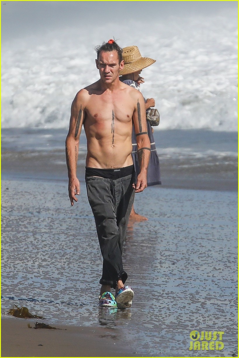 Jonathan Rhys Meyers Goes Shirtless at the Beach in Rare Photos: Photo ...