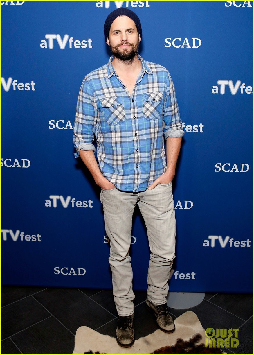 Get to Know Kristoffer Polaha, the 'Wonder Woman 1984' Actor with a ...