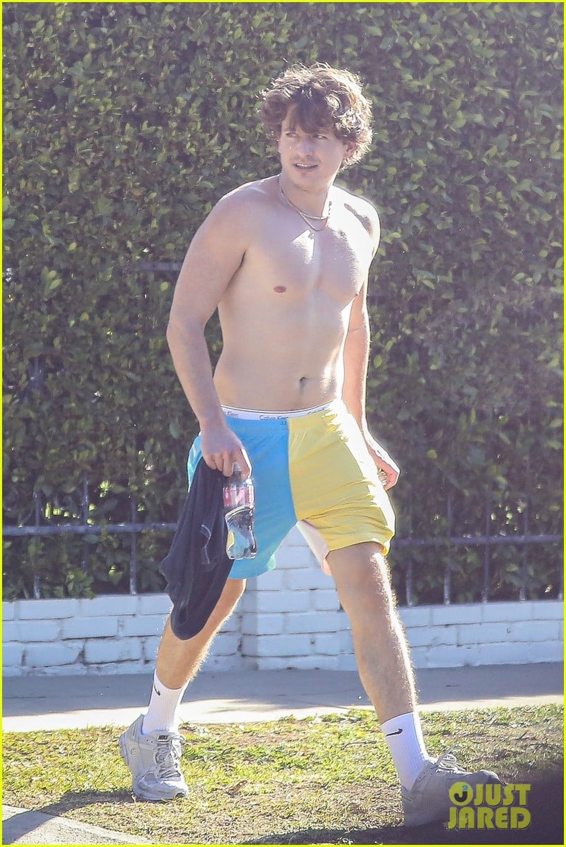 Charlie Puth Goes Shirtless in Colorful Shorts After a Mid-Week Workout ...