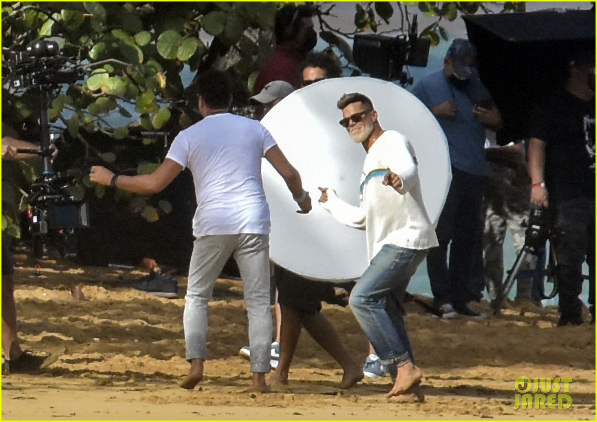 Ricky Martin Shows Off Bleached Beard While Filming New Music Video ...