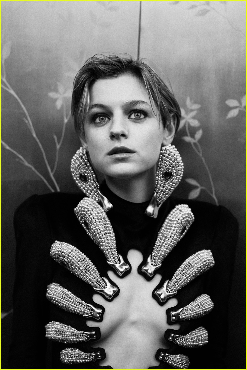 The Crown's Emma Corrin Is Serving Schiaparelli Chicness for Critics ...