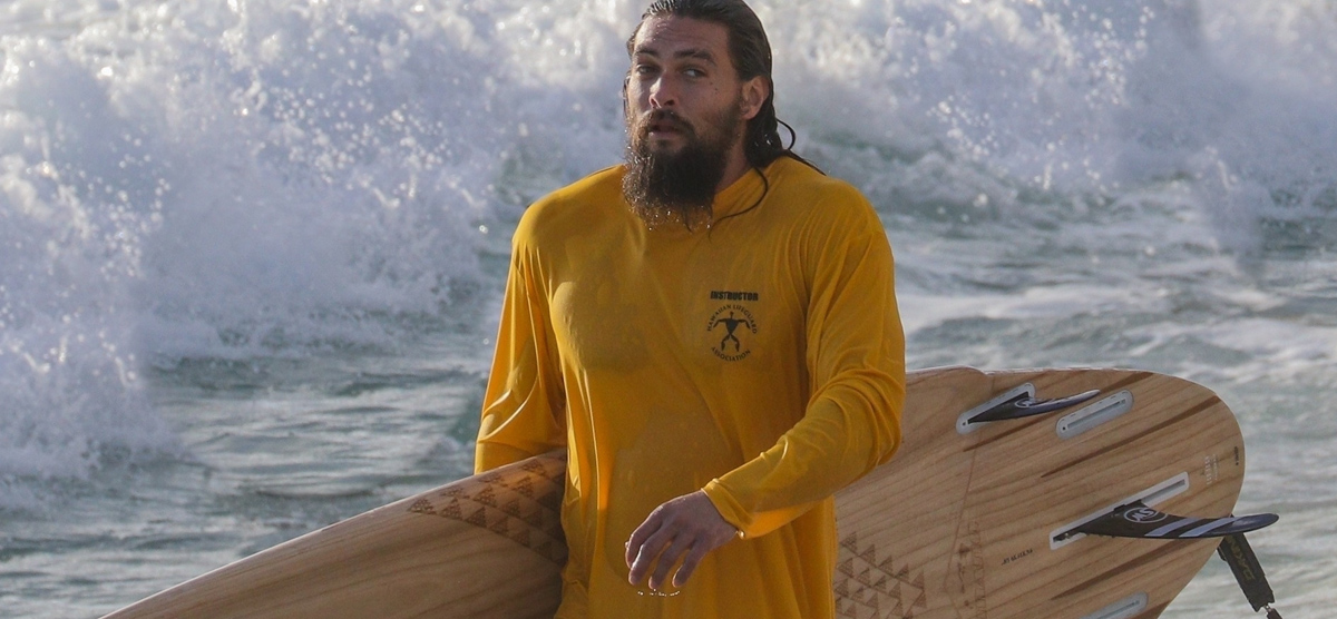 Jason Momoa Hits the Waves in Hawaii! | Jason Momoa : Just Jared