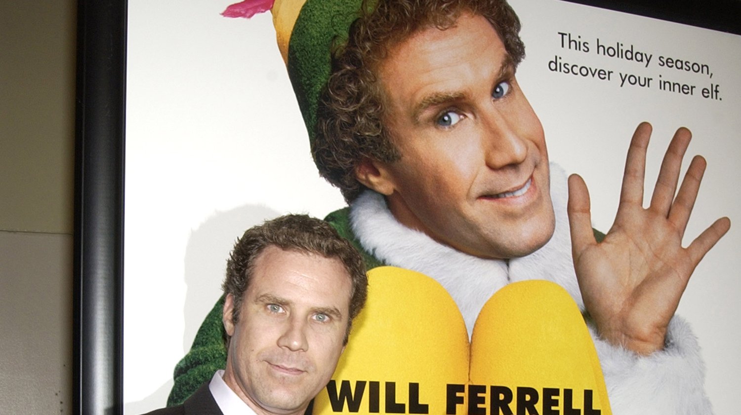 Man Dresses as Buddy from ‘Elf’ to Meet His Father for First Time | Elf ...